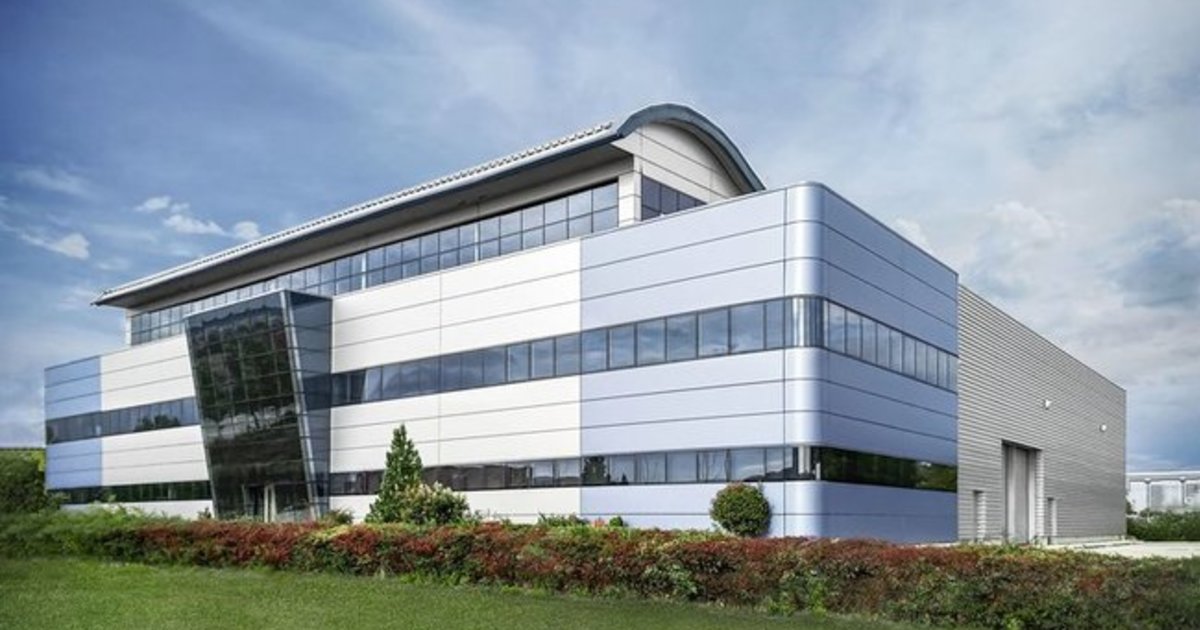 Adam launches Madrid data center