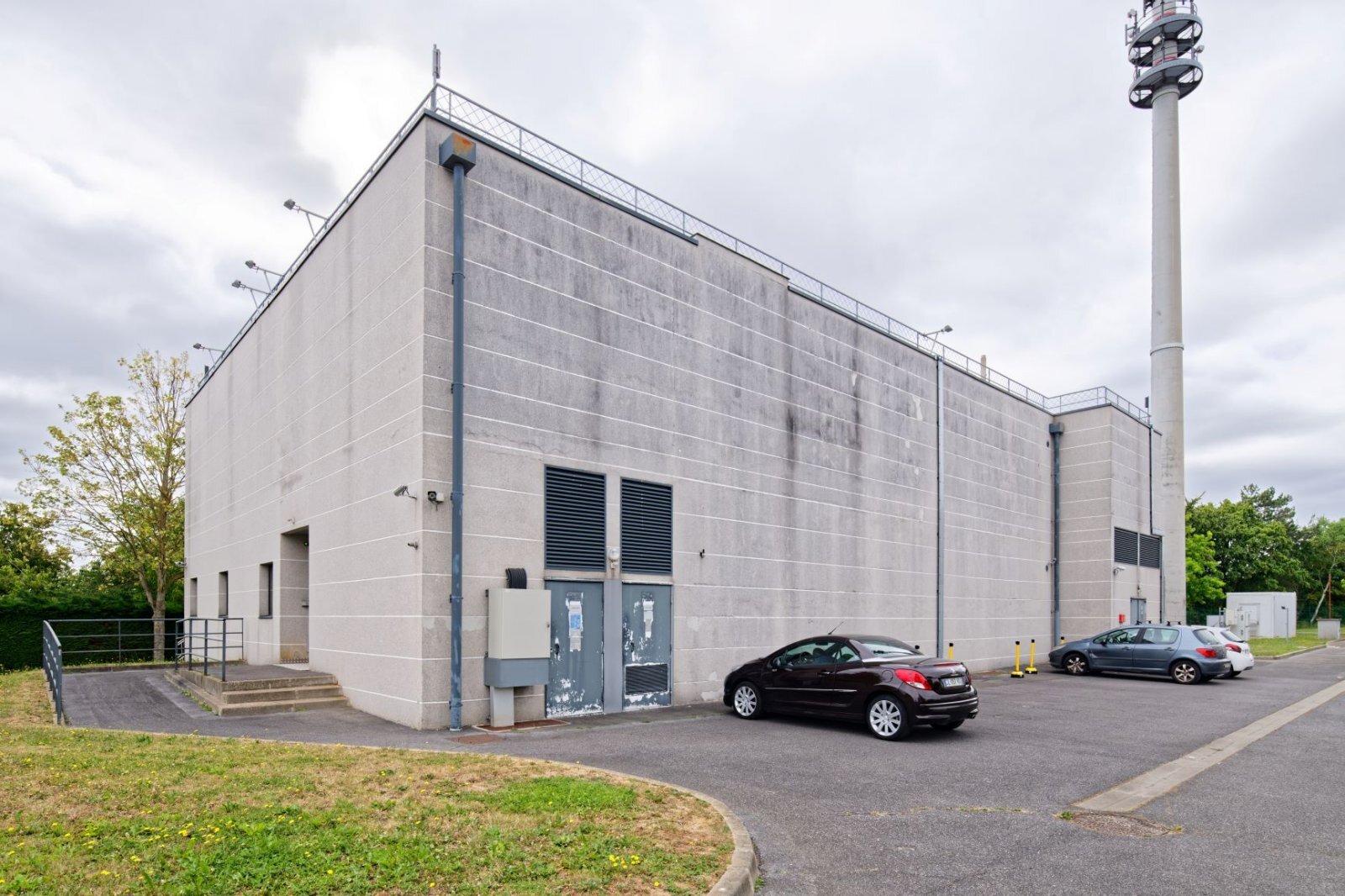 CapitaLand: Saclay Data Center