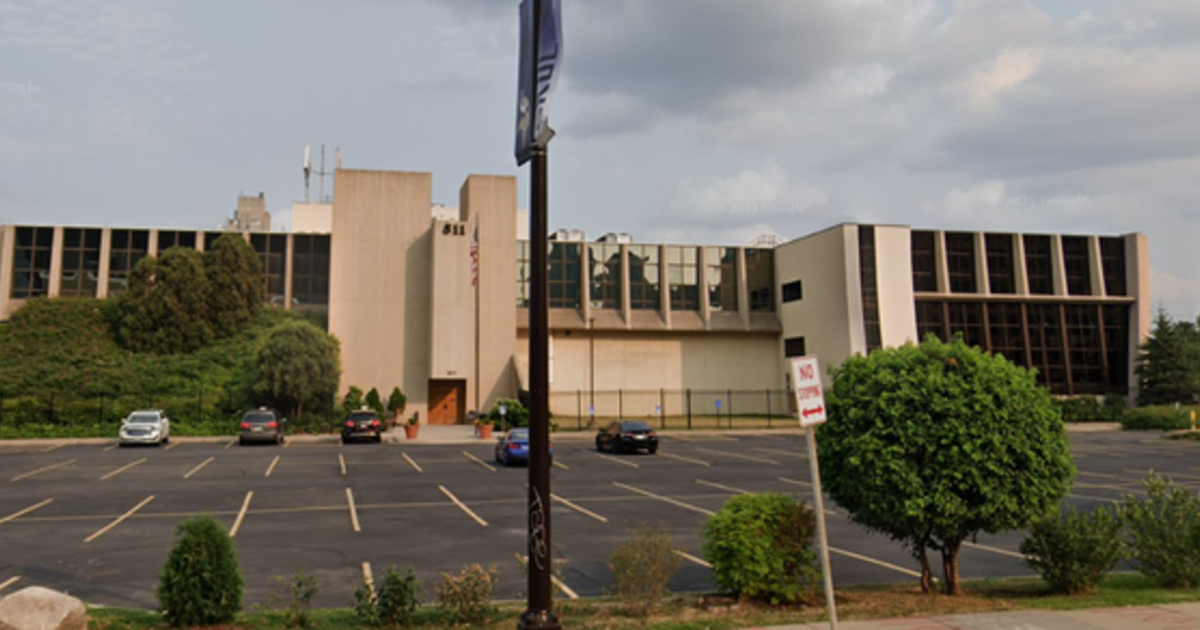 Cologix reveals a new data space at the 511 carrier hotel in ...