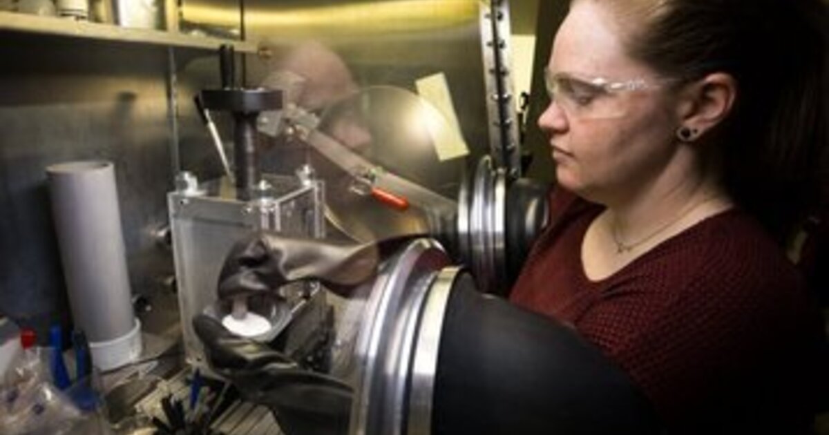 Microsoft and PNNL to conduct battery materials research