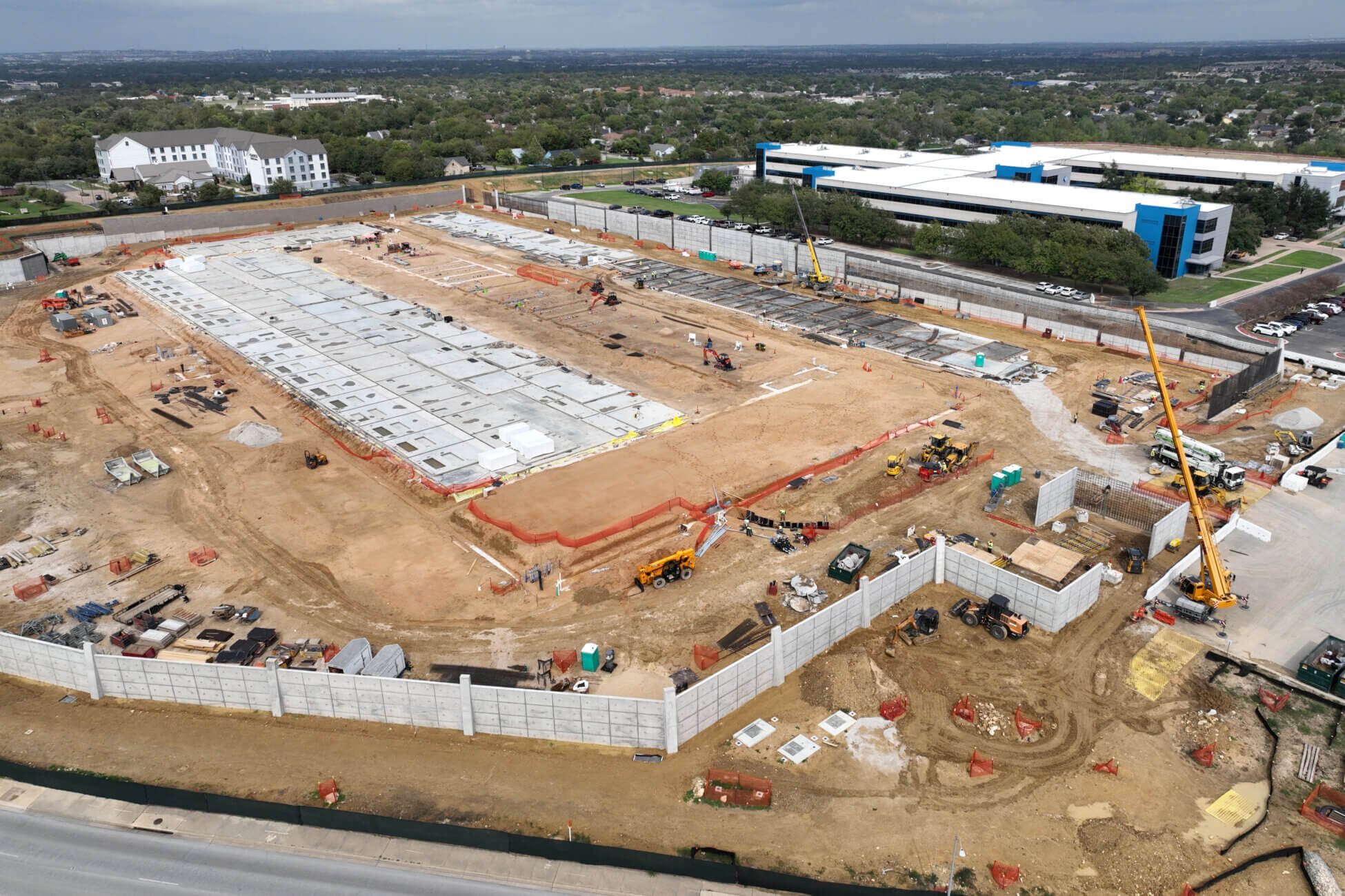 Switch: 300 Dell Way Data Center